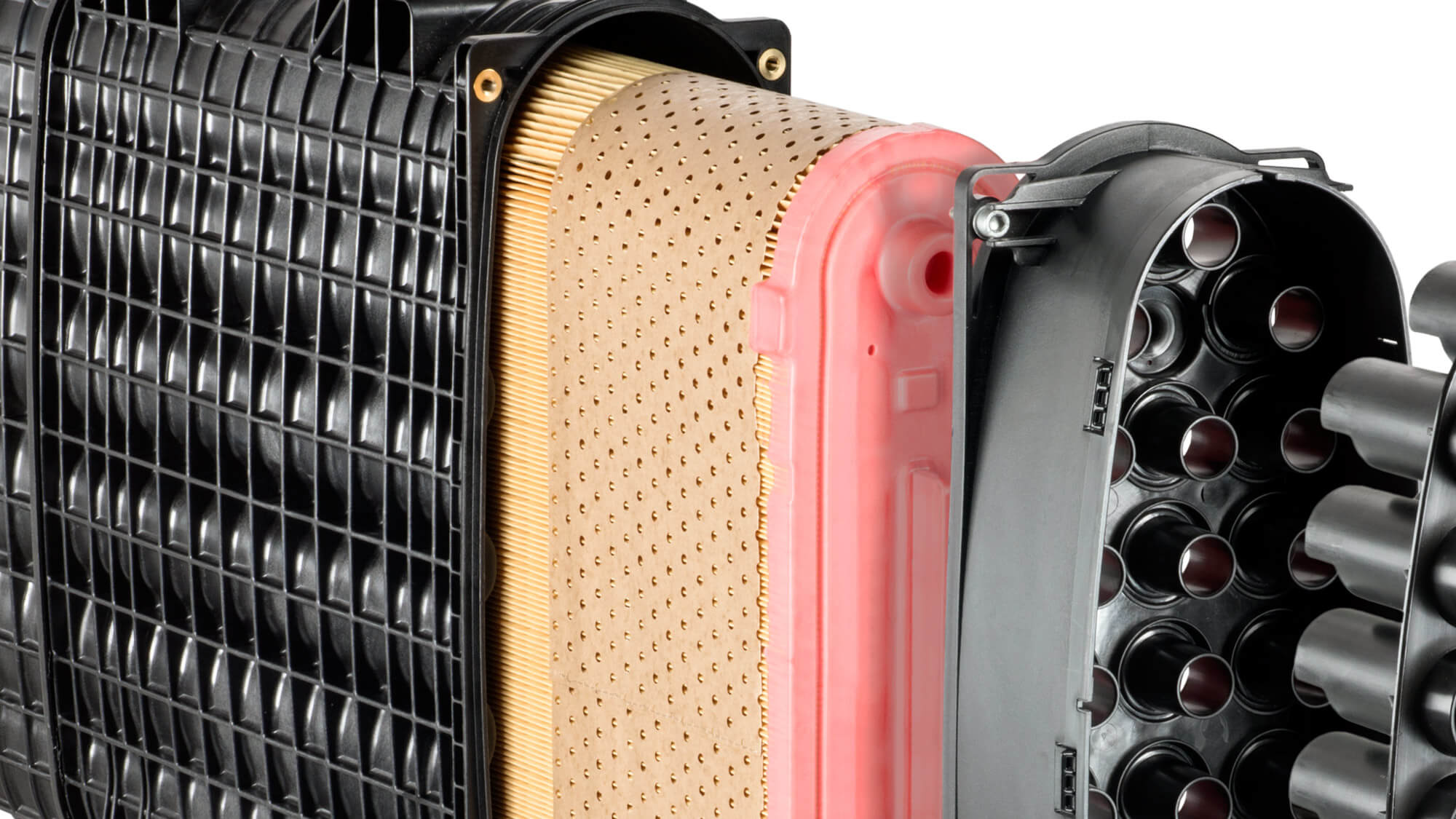 Air cleaners for heavy duty applications